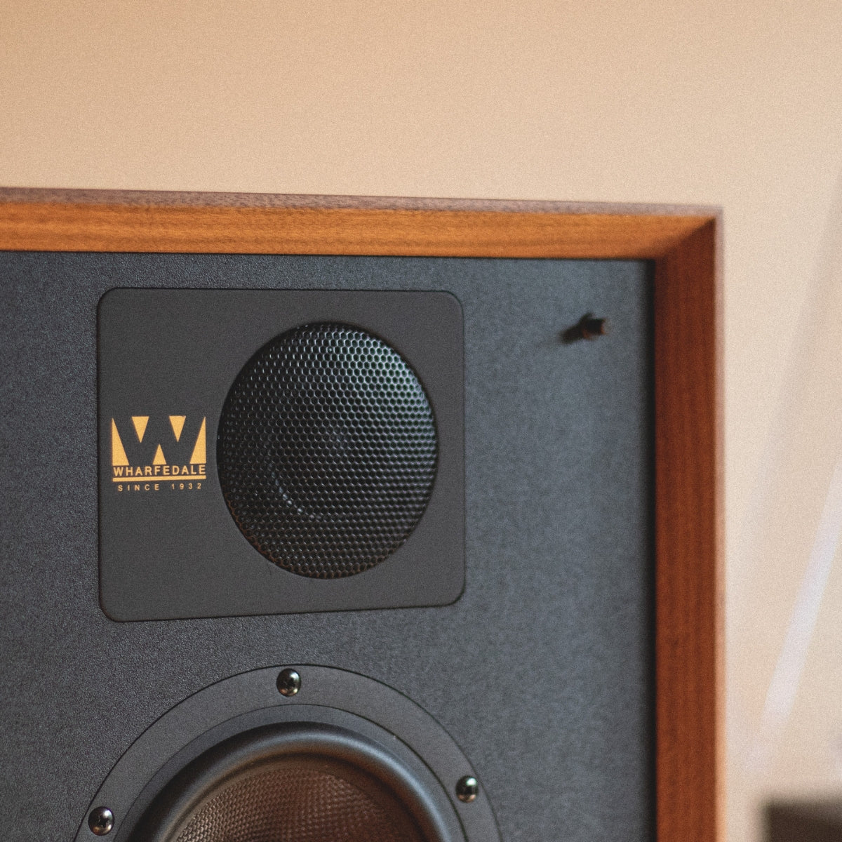 Shop Wharfedale Bookshelf & Standmount Speakers at Australian Stock | LENC